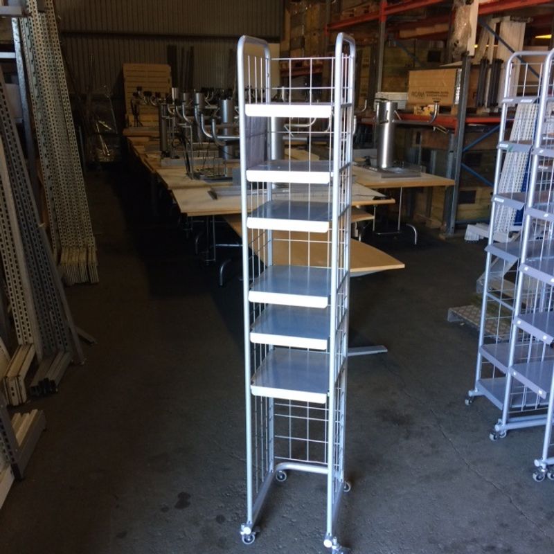 BULA AB | Displayhylla på hjul